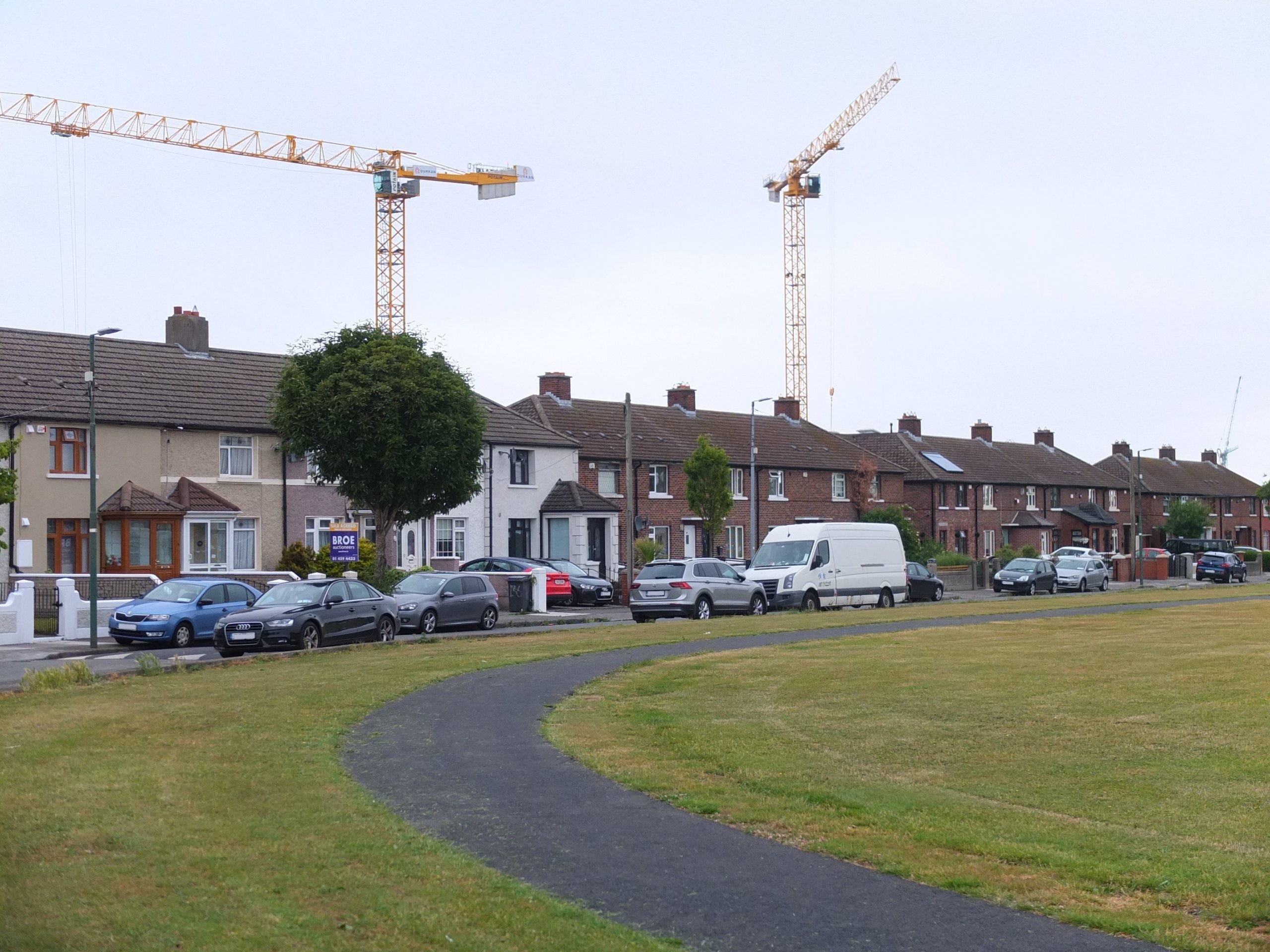 Drimnagh (Droimneach) – Dublin City Film Office