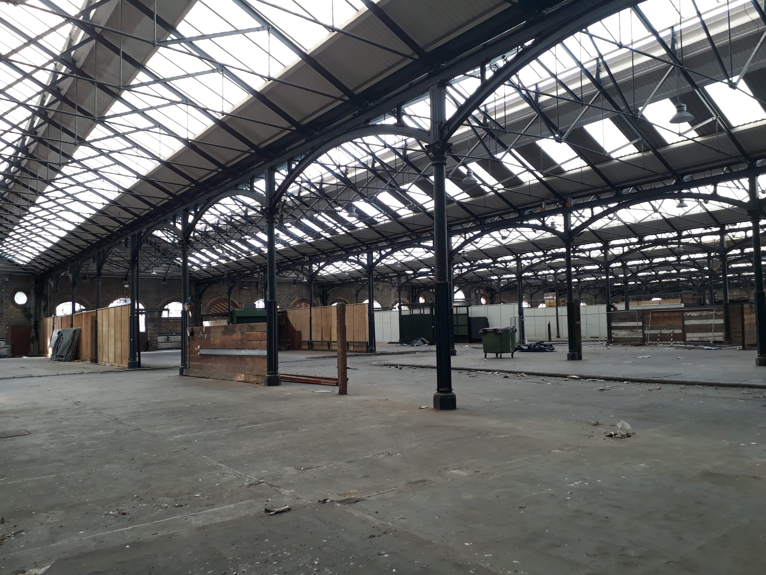 Smithfield Wholesale Fruit Vegetable And Flower Market (Margadh ...